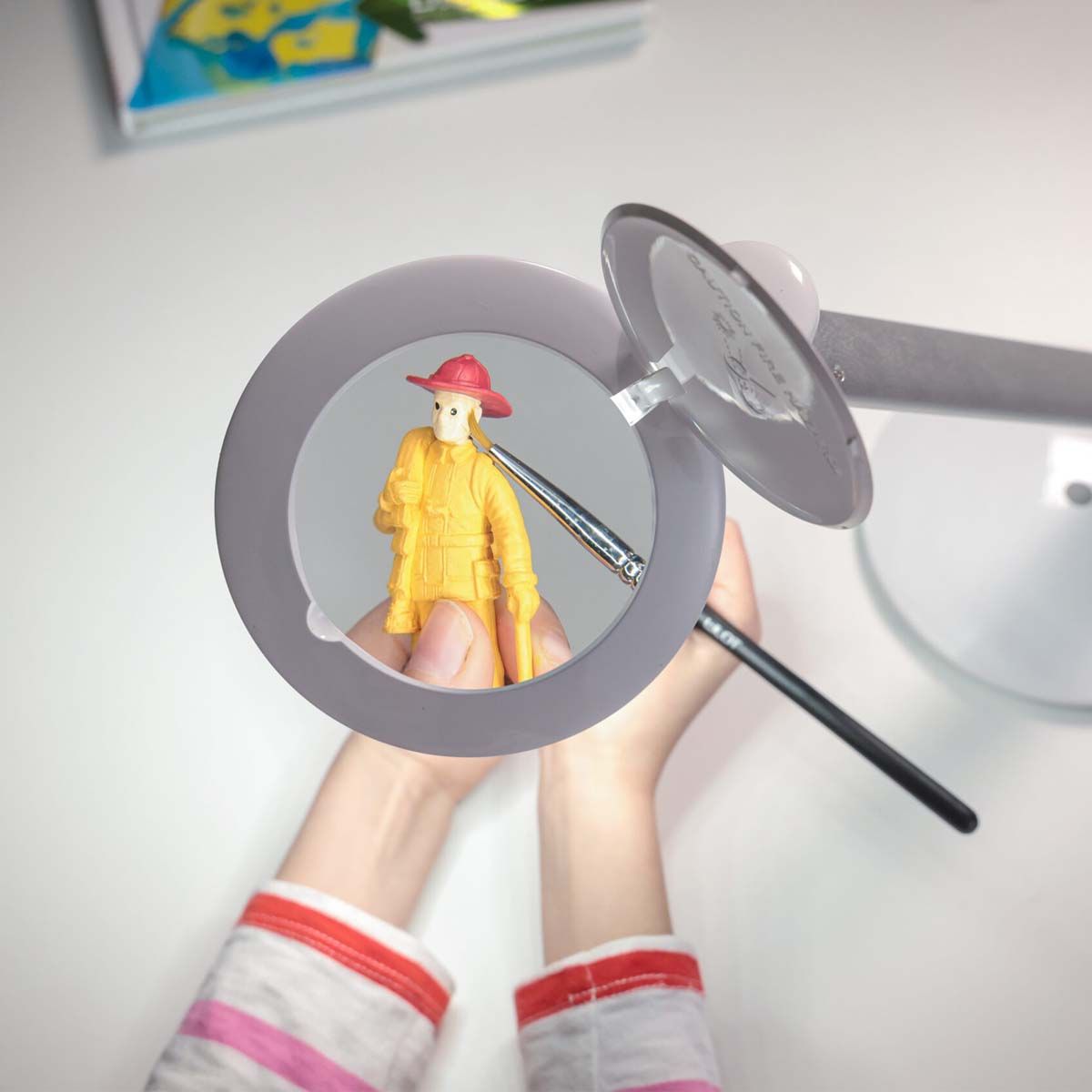 Daylight Halo Go Rechargeable Magnifying Table Lamp | Jerry's Artarama