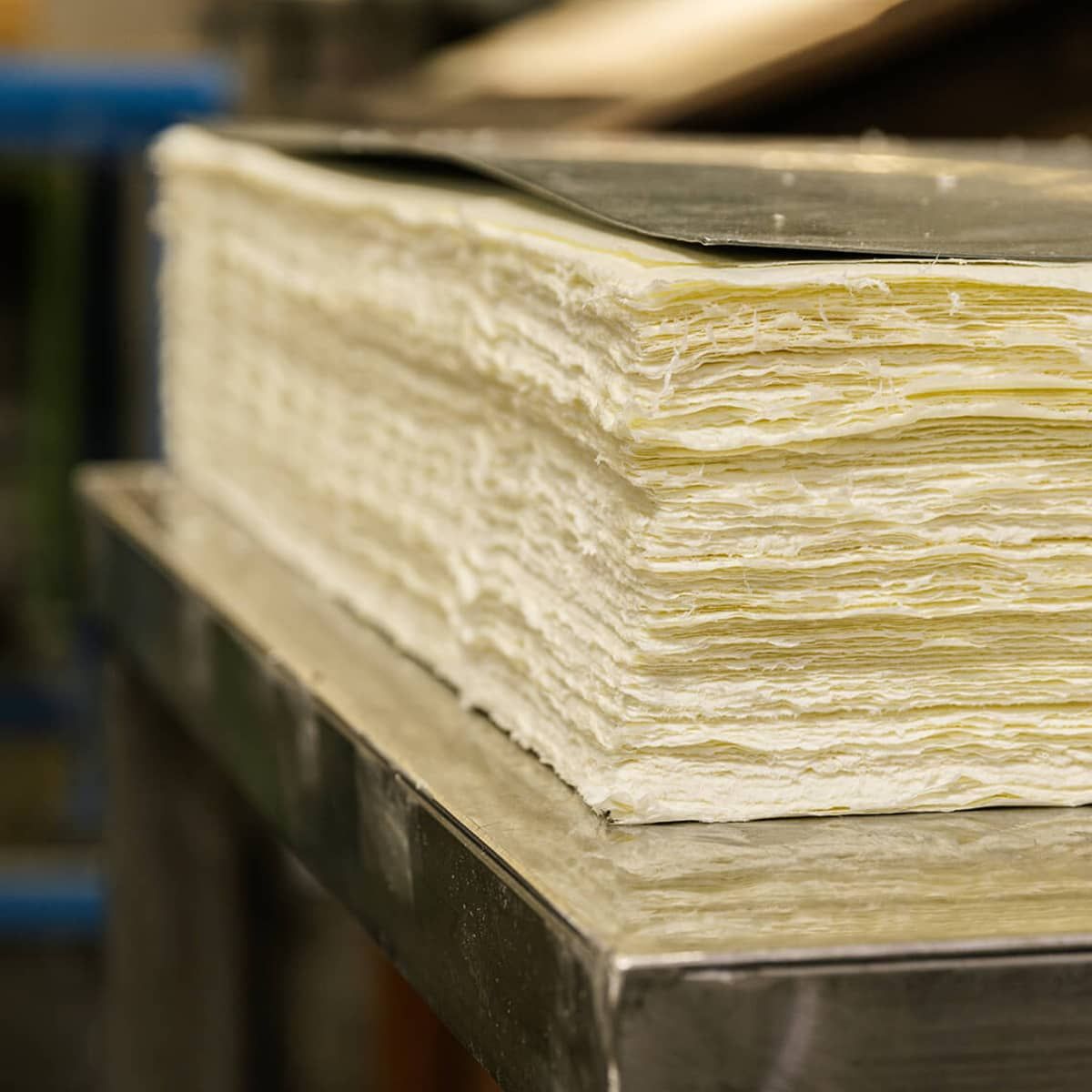 Magnani 1404 Pescia Printmaking Paper 140lb - Grey, 22" x 29.9" (Pack ...